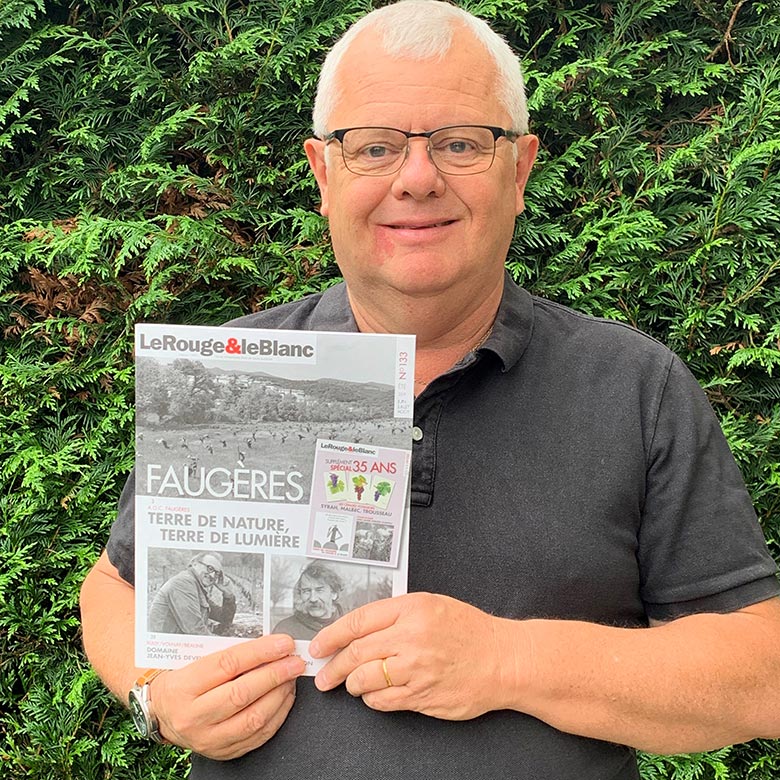 La revue Le Rouge & le Blanc fait peau neuve pour ses 35 ans – Le ...